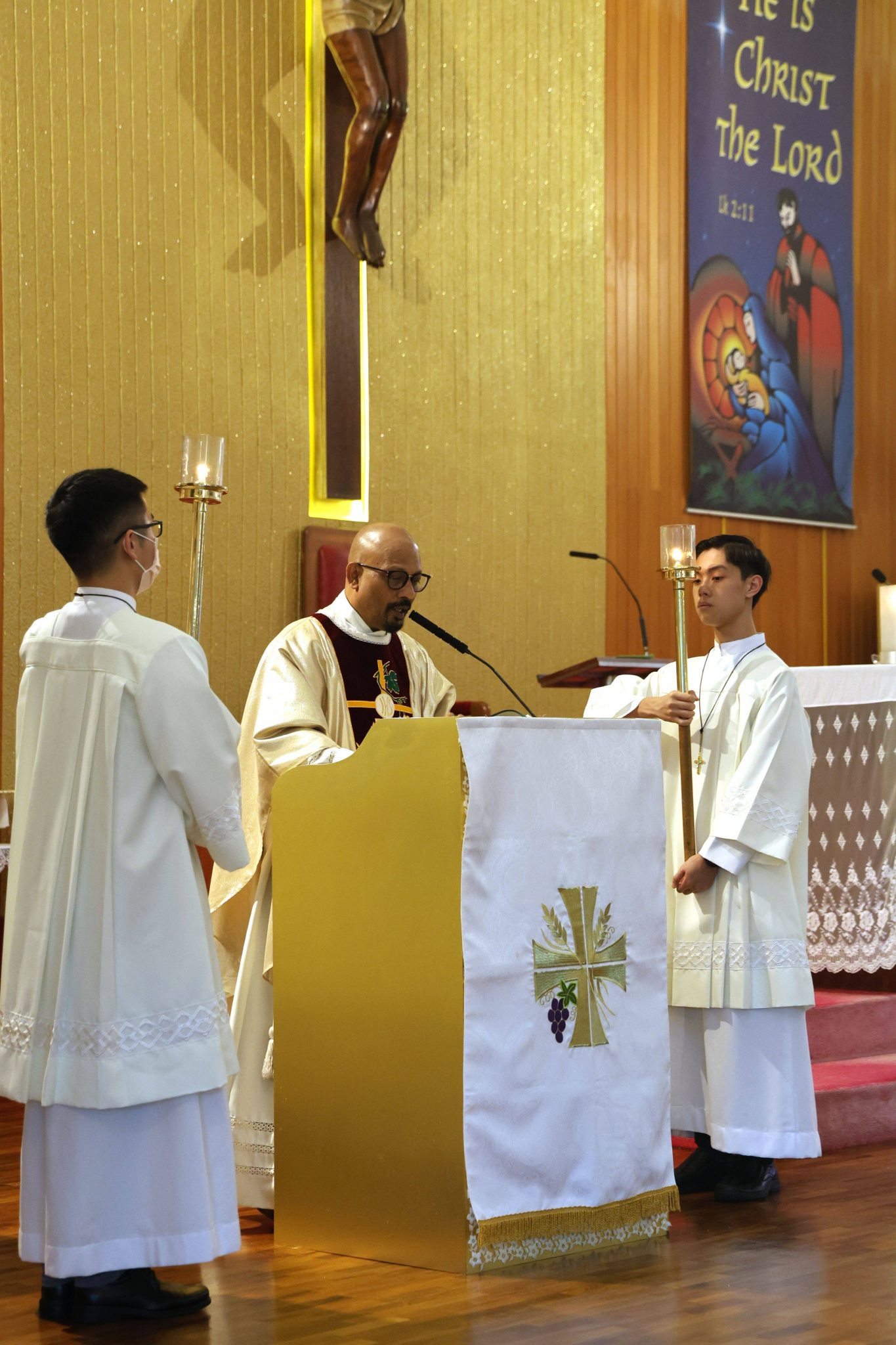 Our Priests – Church of St Stephen